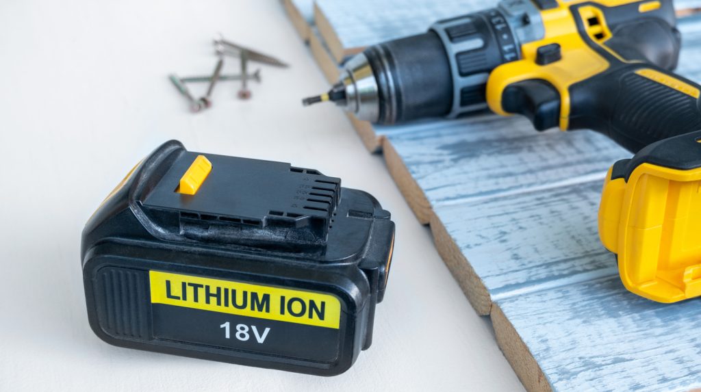 The Importance of Removing Batteries from Power Tools Before Storage